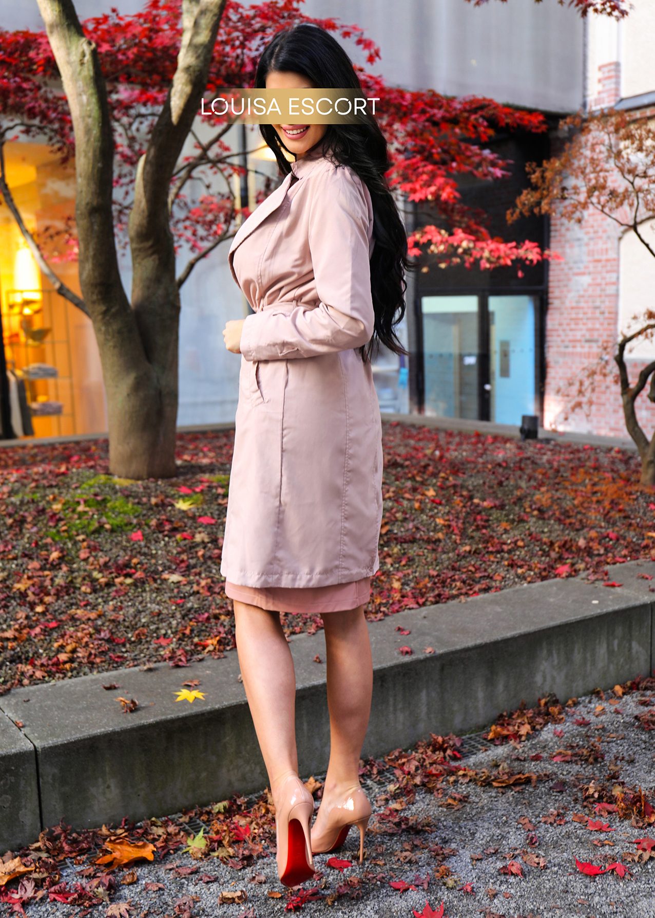 Sophia - Louisa Escort